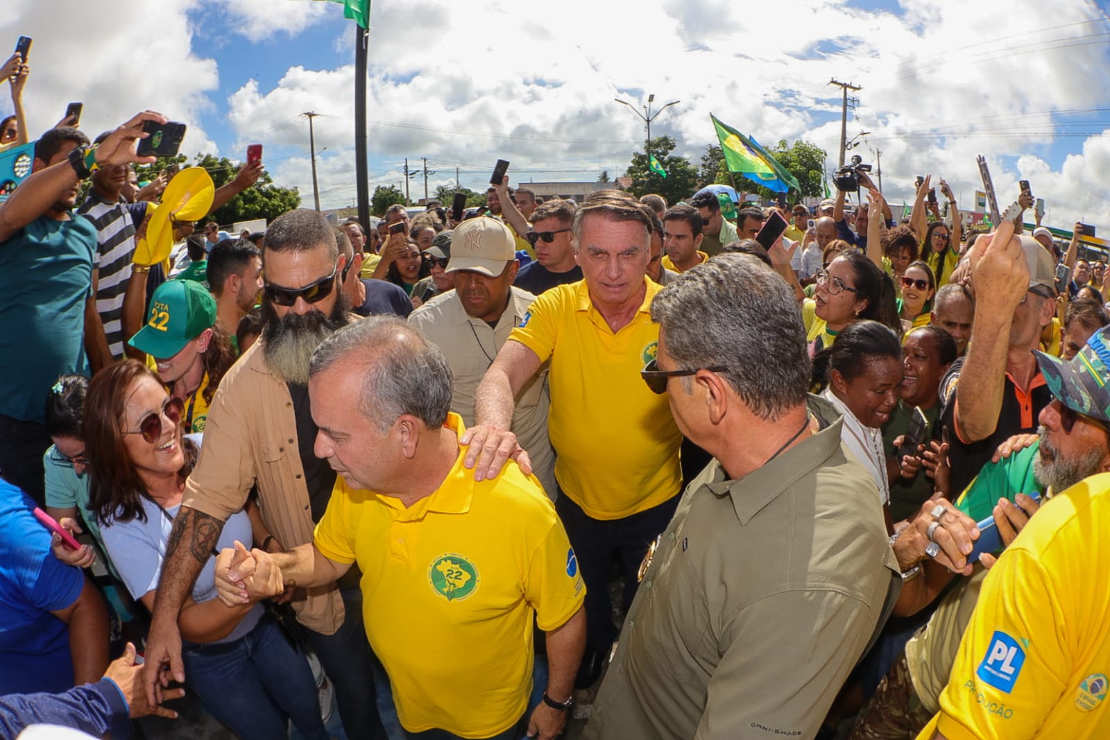 Bolsonaro chega em Natal para receber atendimento no Hospital Rio ...